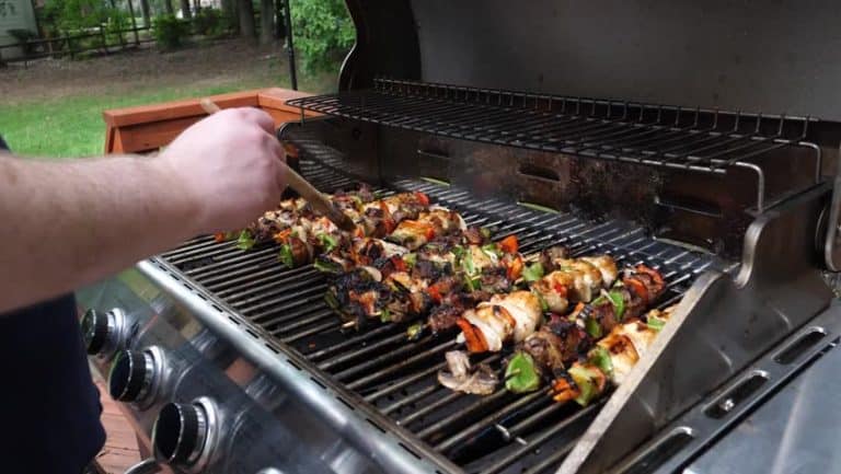» How to Cook Good Shish Kabobs on Gas Grill