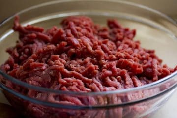How Can You Tell if Ground Beef is Bad: 5 Signs to Spot
